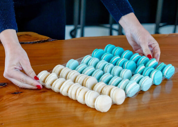 Authentic Blue Macarons | Handcrafted by French chefs | Pastreez